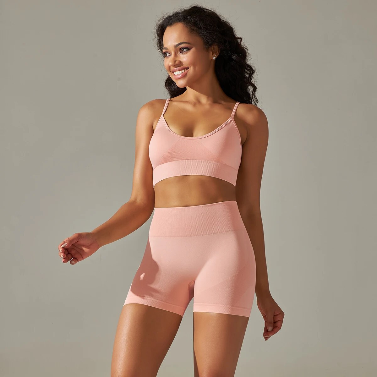 Light Pink Seamless Sports Set - ActiveOne